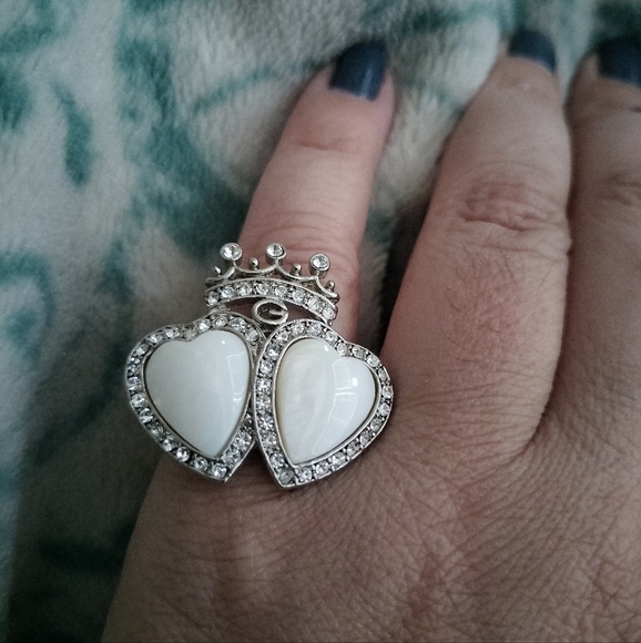 Guess | Jewelry | Guess White Hearts Ring | Poshmark